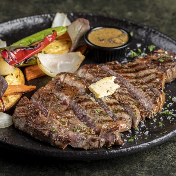 Dry-aged Ribeye (300 g) – Thermo Steakhouse